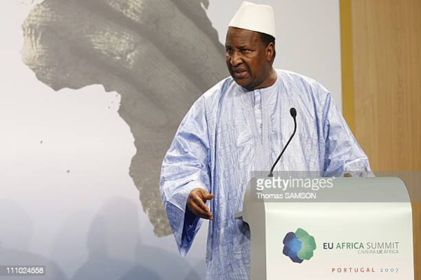 Exclusif : l’ancien président Malien Alpha Oumar Konaré hospitalisé d ...
