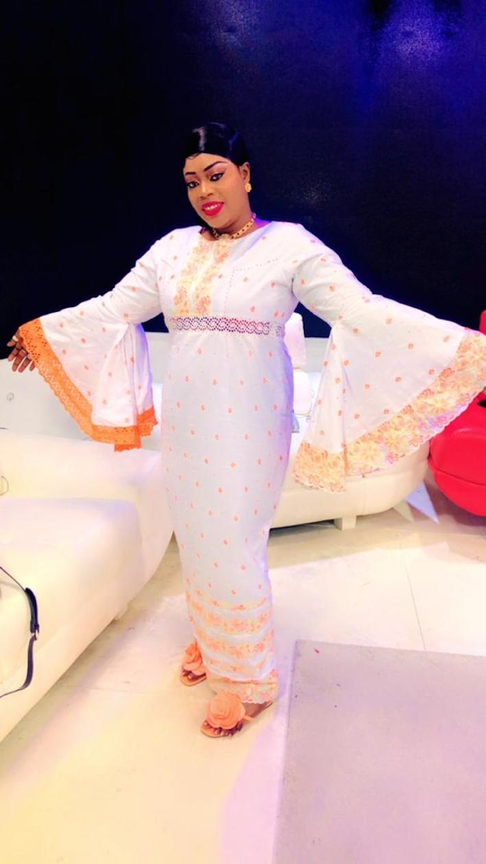 Bamby Senghor : L'animatrice de l'émission "Diomet" de Walf TV toujours ...