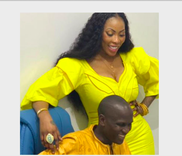 Nabou Dash et son mari se retrouvent