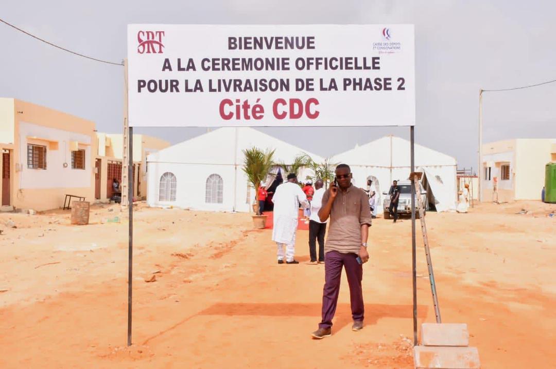 Bambilor : la SRT et la CDC livrent 185 nouveaux villas et 500 ...